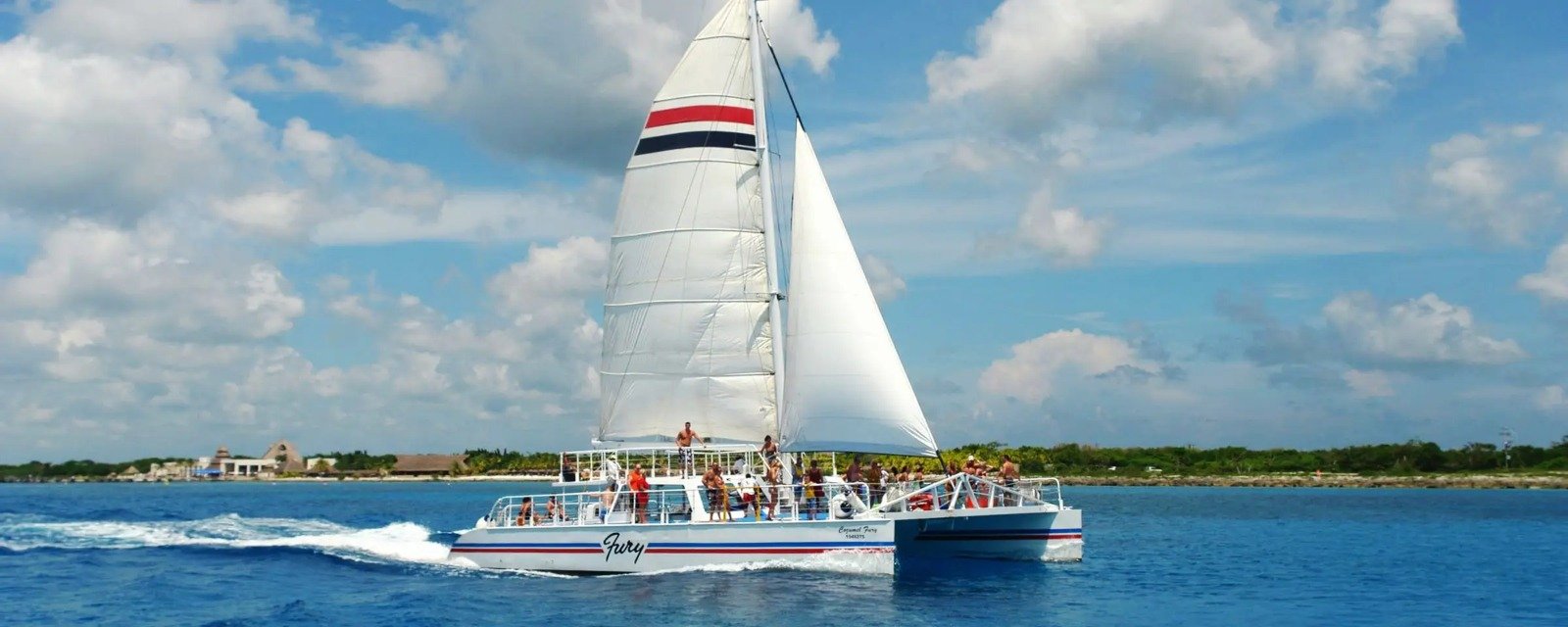 FURY CATAMARÁN COZUMEL - Fusion Tours